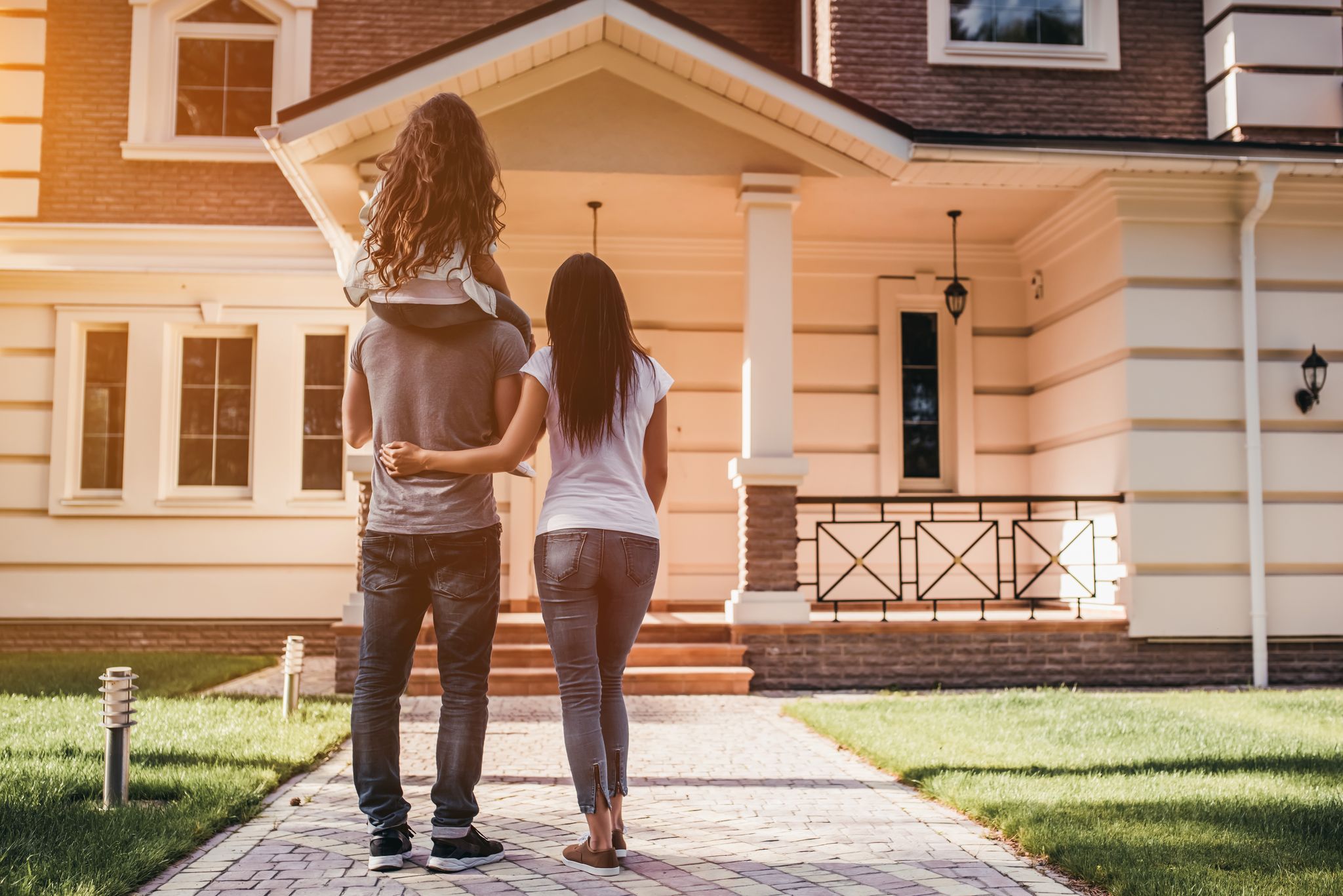 How To Choose a Real Estate Location | CrossBid LLC